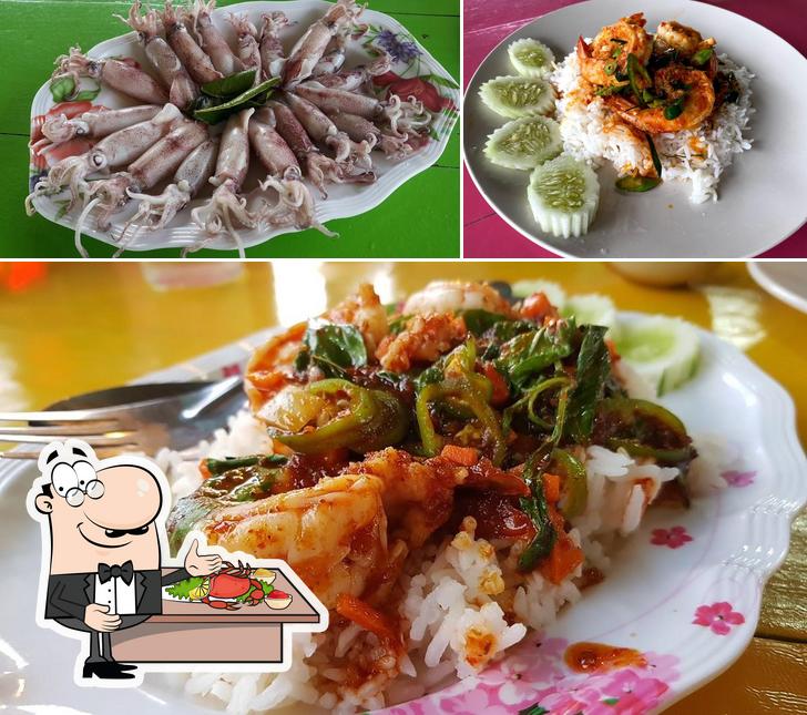 ร้านอาหารเจ๊ติ๋มเขากะโหลก (CHE TIM KHAO KALOK RESTAURANT), Pran Buri ...