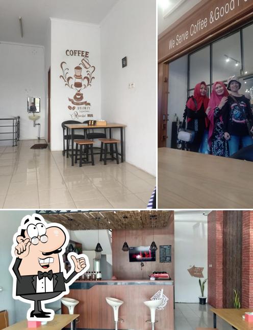 Tugu coffee, Bandung - Restaurant reviews