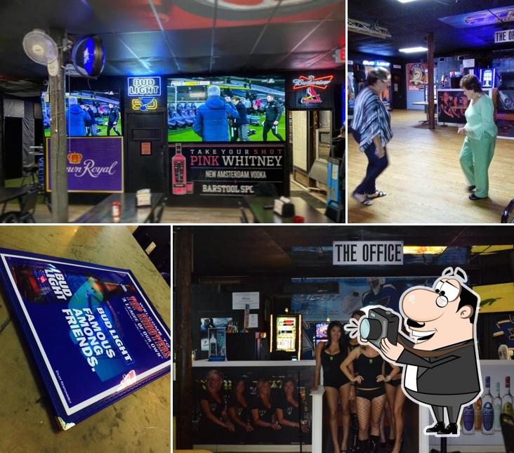 Top Shooters Sports Bar, Columbia - Restaurant menu, prices and reviews
