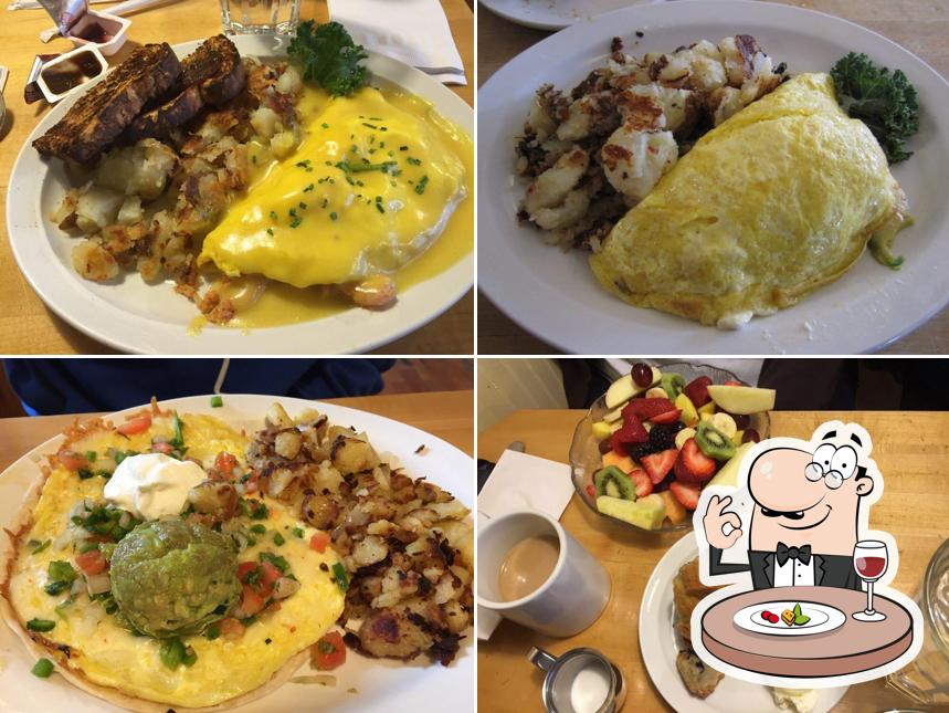 Dozens Restaurant, Aurora - Restaurant menu, prices and reviews