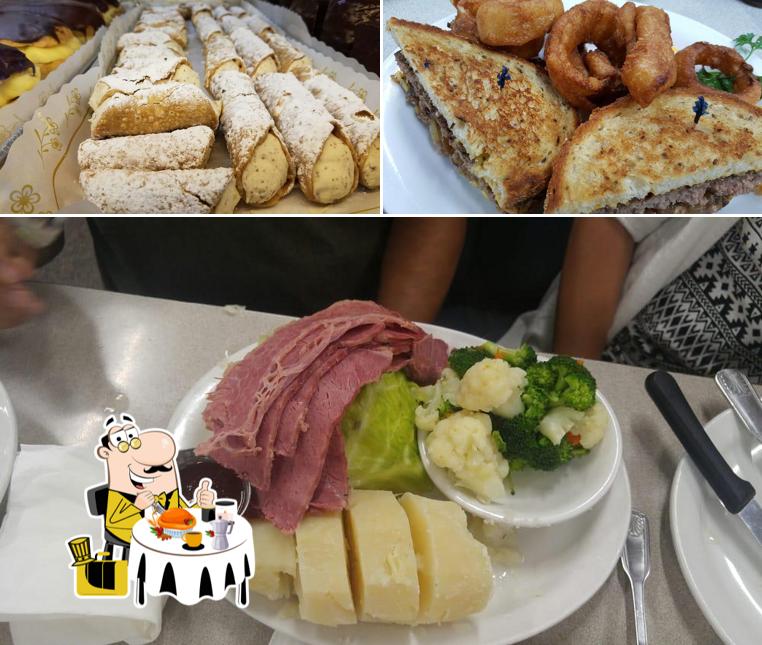 D Z Akin's, San Diego - Restaurant menu, prices and reviews
