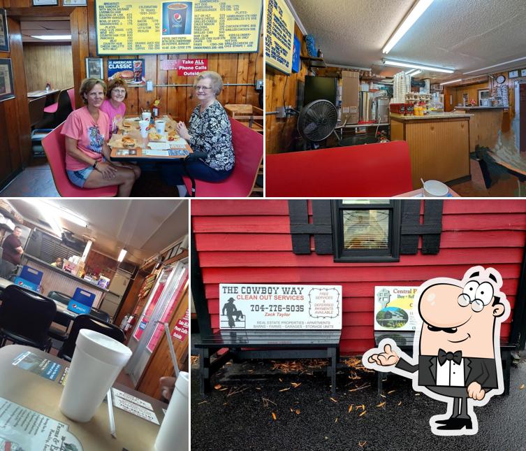 Duke's Grill in Monroe - Restaurant menu and reviews