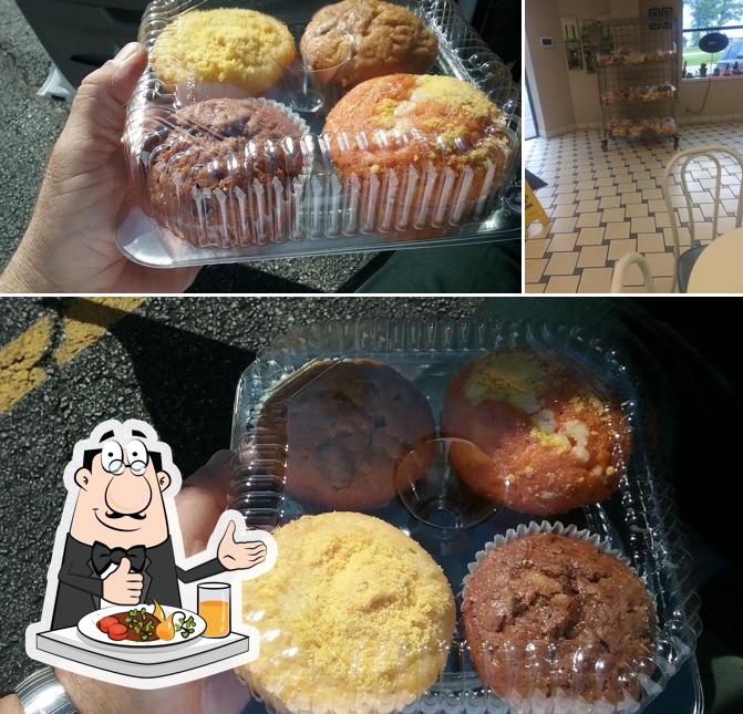 Papas Bakery, Milwaukee - Restaurant menu, prices and reviews