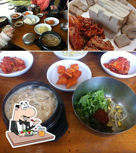 Changpyeong Traditional Tofu of Ahn restaurant, Damyang-gun ...