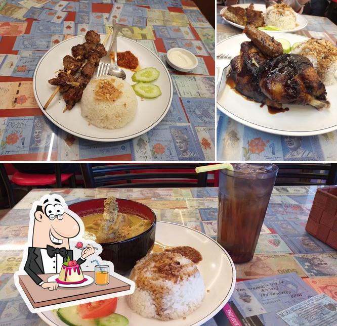 Siti Sarah Korean Melayu & Egyptian Halal Food, Seoul - Restaurant menu ...