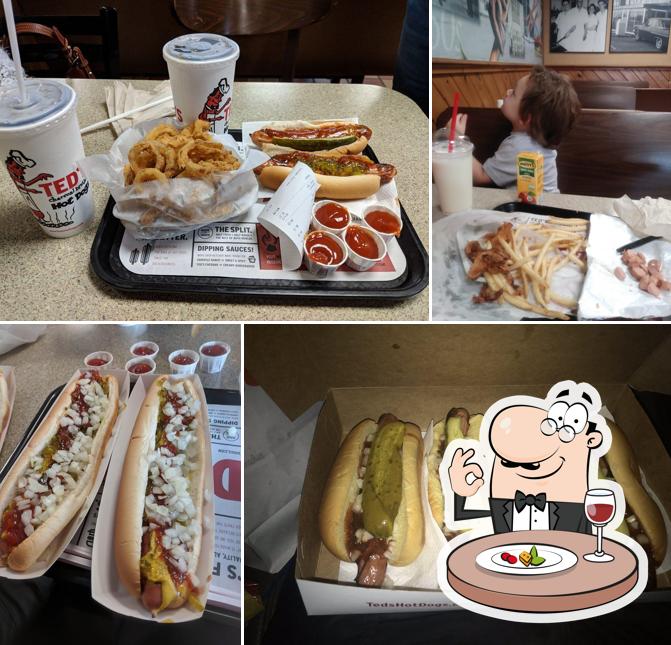 Ted's Hot Dogs, Orchard Park - Restaurant menu, prices and reviews