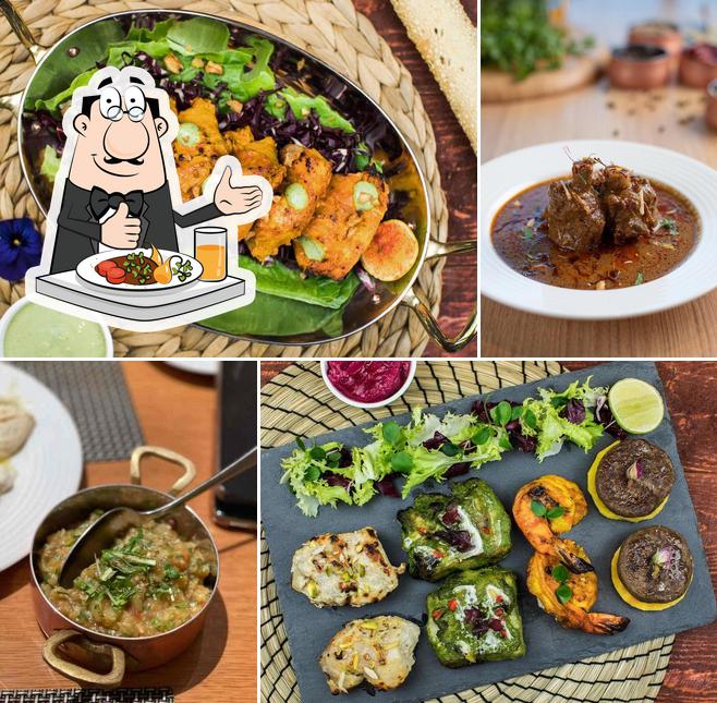 Purani Dilli Resturant restaurant, Dubai, 772R+PX4 - Mankhool Road - 4 ...