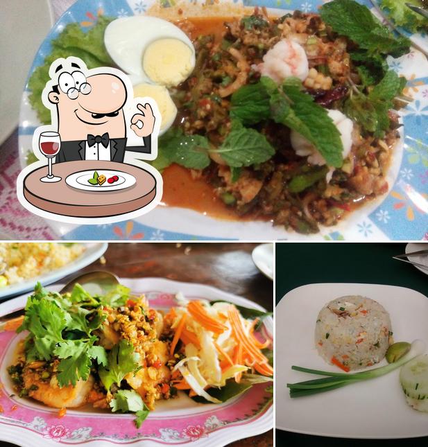 Chao Phraya Maruay Restaurant, Phra Nakhon Si Ayutthaya - Restaurant ...