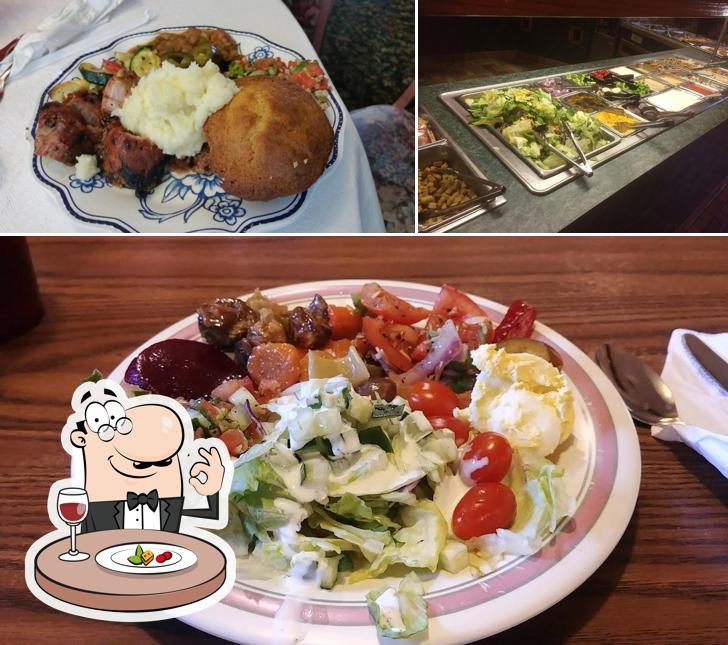 Country Cottage Restaurant, 6570 State Hwy 82 in Locust Grove ...