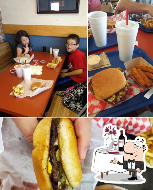Pad Restaurant in Topeka - Restaurant menu and reviews