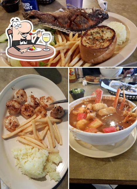 Mariscos La Riviera Nayarit in Dallas - Restaurant menu and reviews