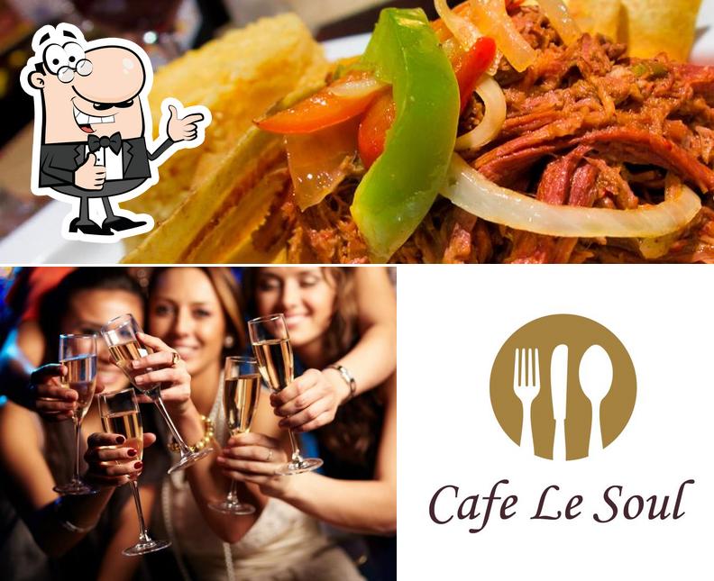 cafe le soul in Los Angeles