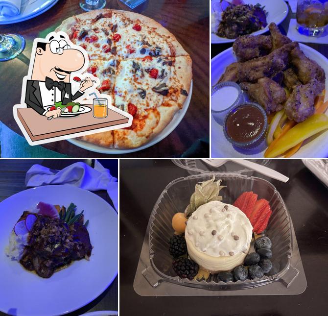 Chartroom Bar and Lounge, Toronto - Restaurant menu, prices and reviews