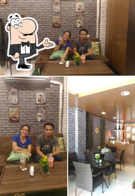 Drew Giggles Café cafe, Quezon City - Restaurant reviews