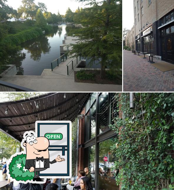 Blue Box Bar, San Antonio - Restaurant menu, prices and reviews