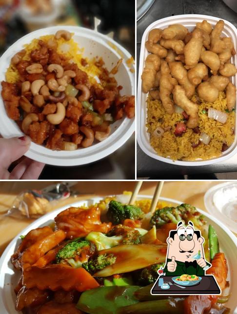 Hop Hing in North Royalton - Restaurant menu and reviews