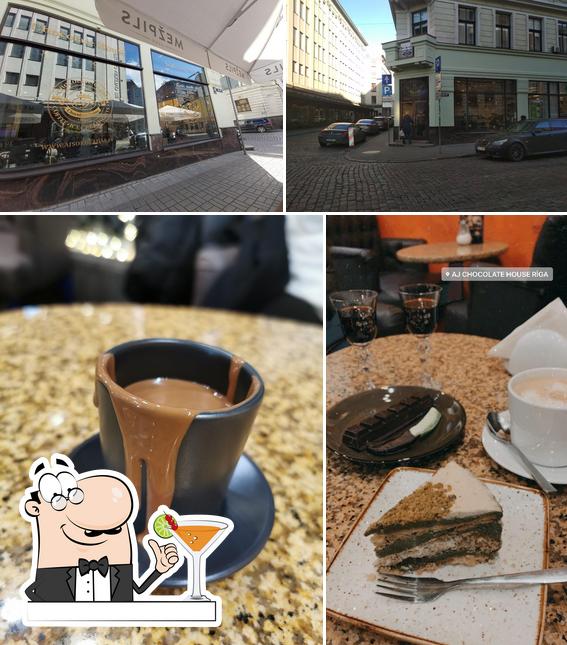Šokolādes māja, kafejnīca, Riga - Restaurant menu, prices and reviews