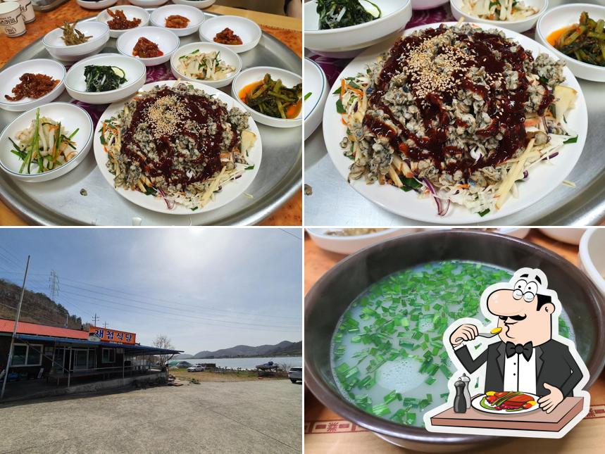 Restaurante 신뱅이재첩국식당, Hadong-gun - Opiniones del restaurante