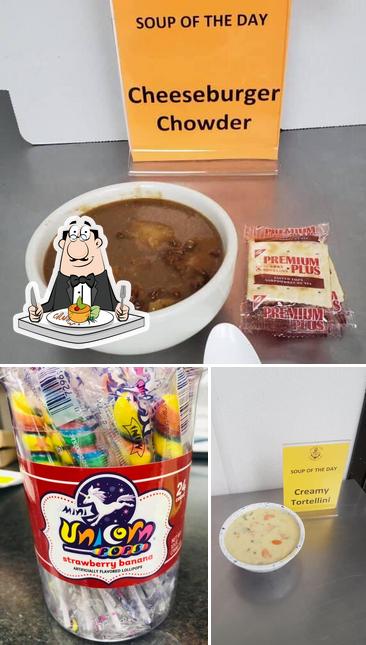 Charlie Lake Store, Charlie Lake - Restaurant menu, prices and reviews