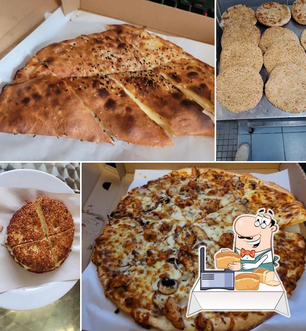 Dee’s burgers & pizza, Birrong - Restaurant menu, prices and reviews