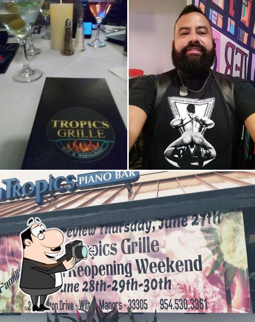 Tropics Grille, Wilton Manors - Restaurant menu, prices and reviews