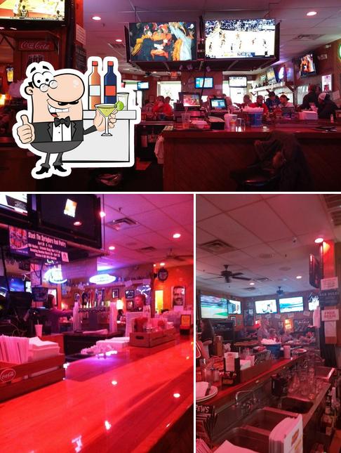 Roosters in Springboro - Restaurant menu and reviews