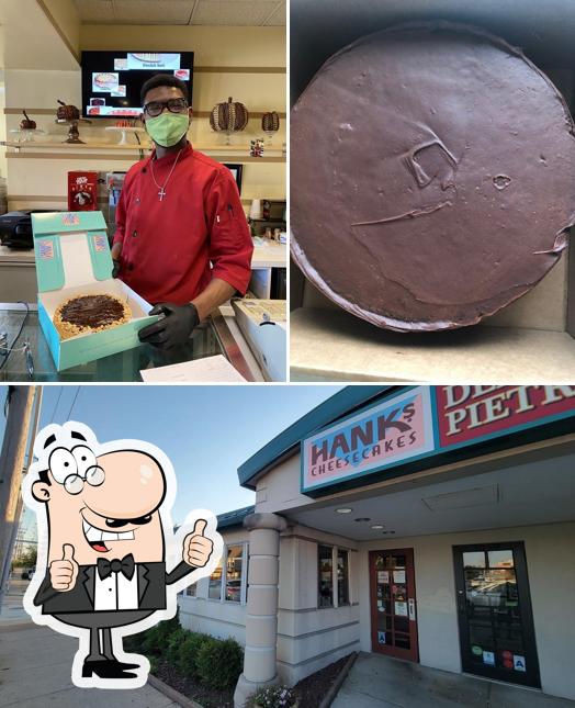 Hank's Cheesecakes in Richmond Heights - Restaurant menu and reviews