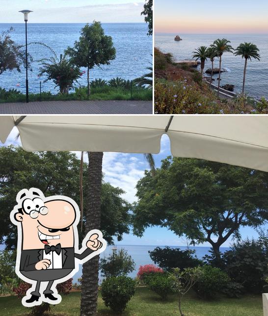 Madeira Bar, Funchal