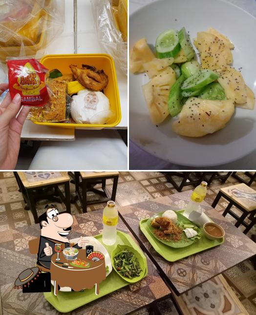 AKK (Ayam Kremes Kraton) restaurant, South Jakarta, Jl. Tebet Barat ...