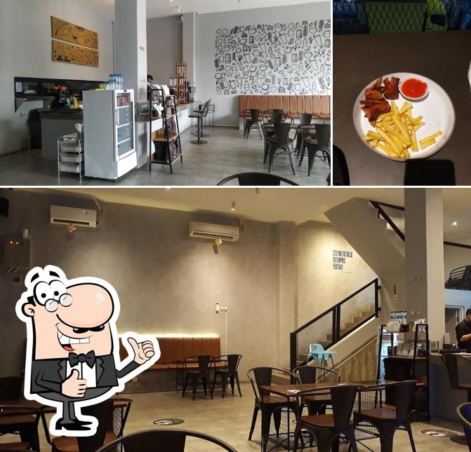 DALI FOOD & COFFEE FACTORY restaurant, Cikampek - Restaurant reviews