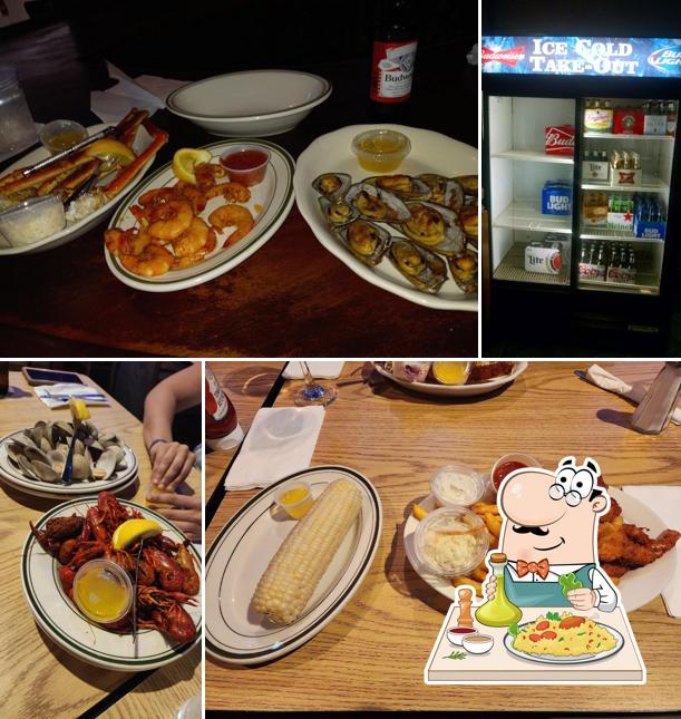 Cap'n Cats Clam Bar & Tavern in West Deptford - Restaurant menu and reviews