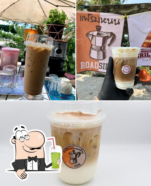 แฟริมหนนคร๊าบ ROAD SIDE COFFEE, Bangkok - Restaurant reviews