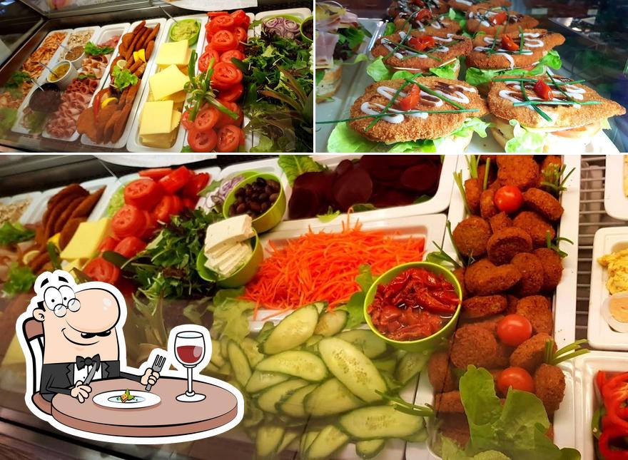 Zouki Cafe Western Health, Footscray - Restaurant menu, prices and reviews