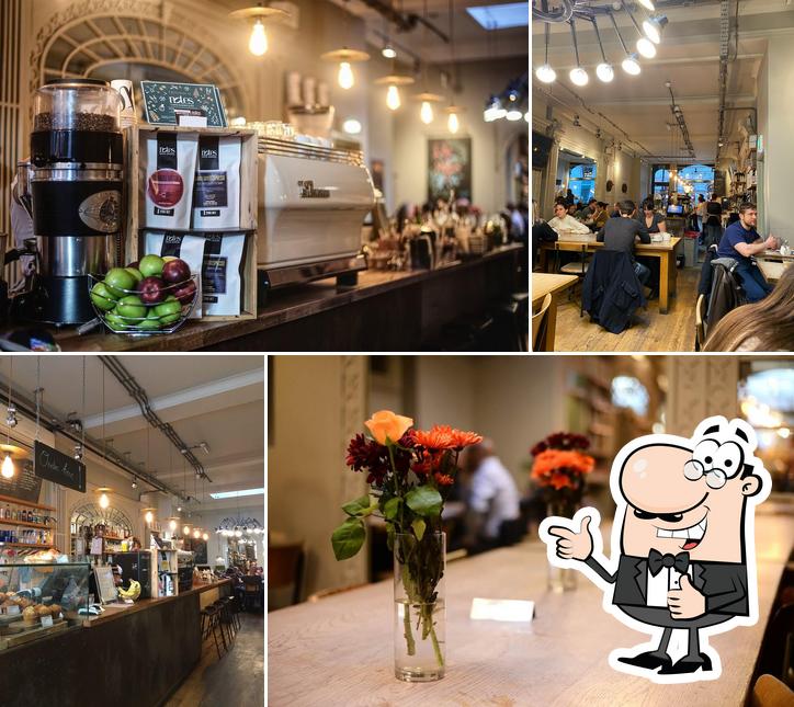 Notes Coffee Roasters & Bar Trafalgar Square, 31 St Martin's Ln in ...