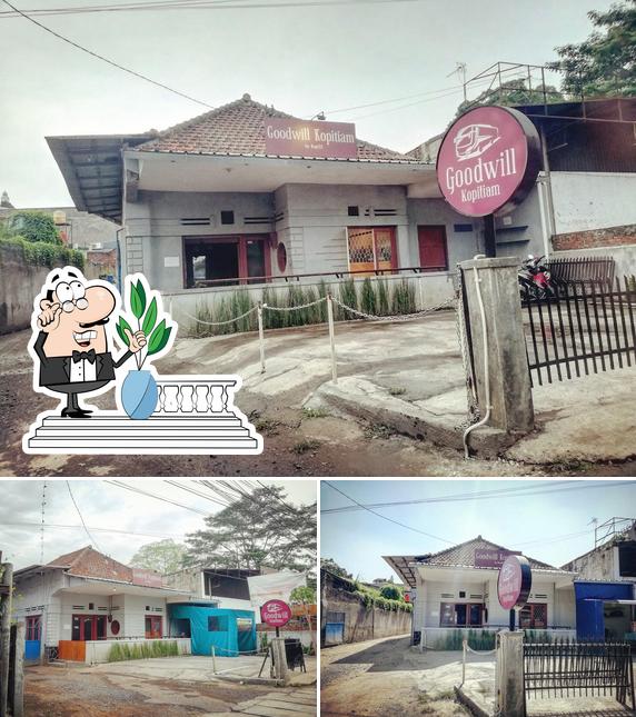 Kopitiam Goodwill restaurant, Bandung - Restaurant reviews
