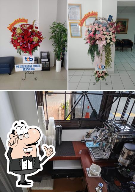 Nipar Coffee Shop, Jakarta - Restaurant reviews