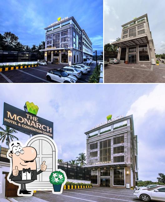 The Monarch Hotel & Convention Centre, Thiruvananthapuram - Restaurant ...