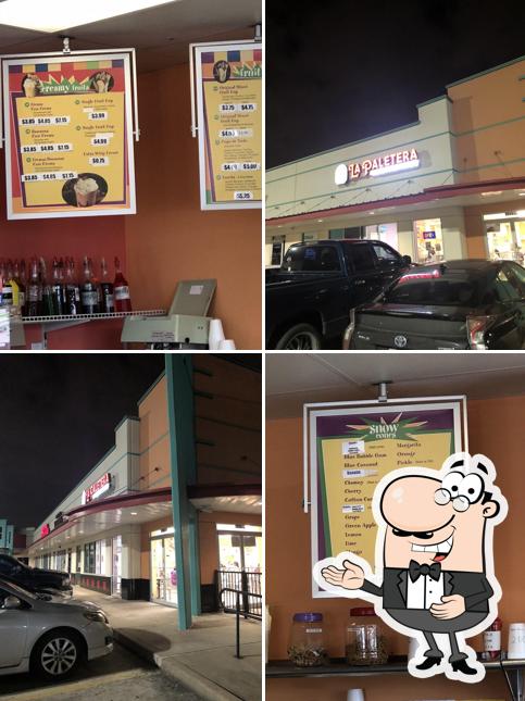 La Paletera, 5720 Bellaire Blvd A in Houston - Restaurant menu and reviews