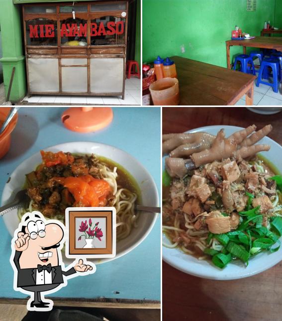 All places to eat and drink in Pasir Jambu, winter 2024 - Restaurant Guru
