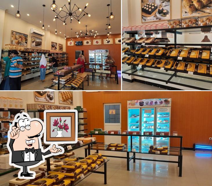 ELUD Cake & Bakery, KOTABARU, Cikampek - Restaurant menu, prices and ...