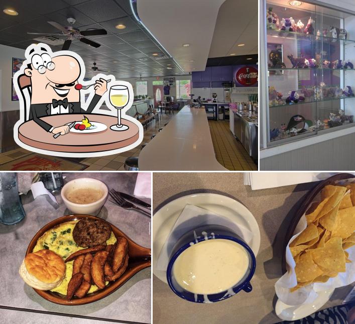 The Purple Cow Restaurant (Chenal Parkway), 11602 Chenal Pkwy in Little ...