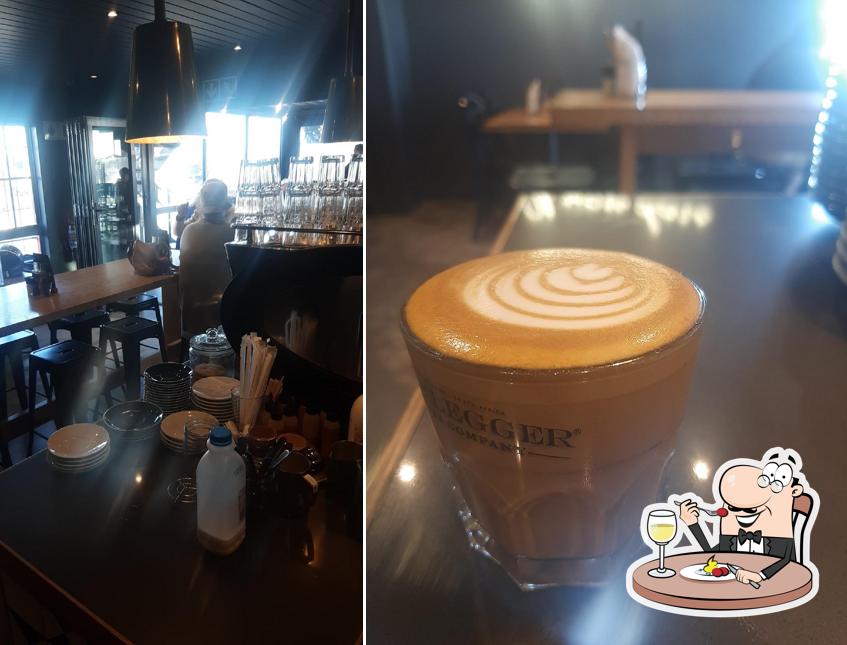 Bootlegger Strand restaurant, Cape Town - Restaurant reviews