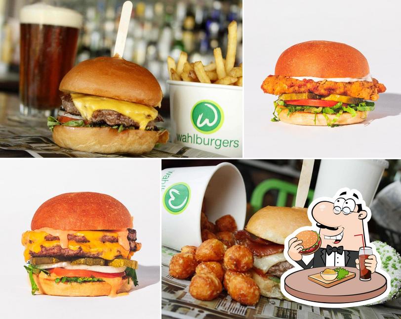 Wahlburgers, Cleveland - Restaurant menu, prices and reviews