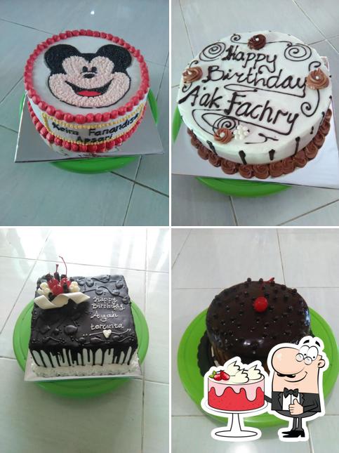 Ika Bakery, Semarang - Restaurant reviews