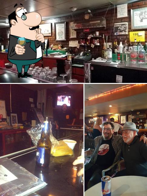 Jumbo's Bar, Detroit - Restaurant menu, prices and reviews