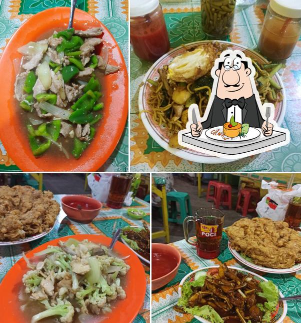 Restaurant Kalimantan, Jakarta, Jl. Gn. Sahari No.1A - Restaurant menu ...