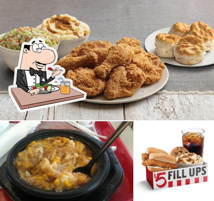 KFC, 2109 E Dorothy Ln in Kettering - Restaurant menu and reviews