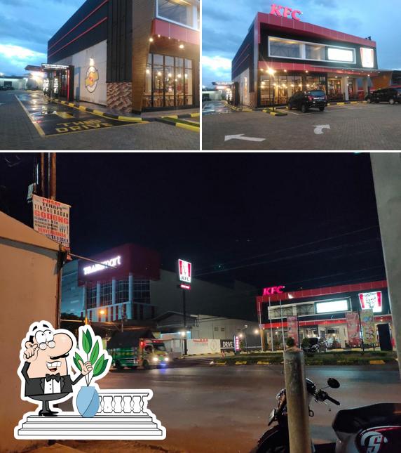 Restaurante KFC, Semarang, Jl. Majapahit - Opiniones del restaurante