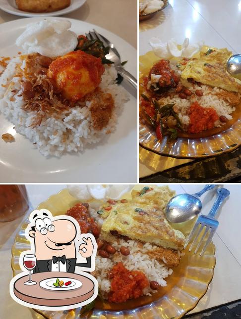 Nasi Gurih Simpang Asmi restaurant, Lhokseumawe - Restaurant reviews