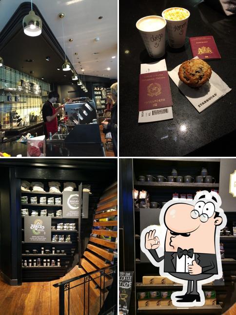 Starbucks, Schiphol, Airport Pier C - Restaurant reviews